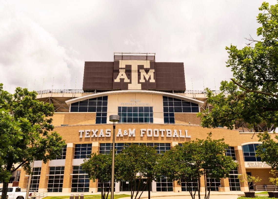 D1 FBS Archives - HERO Sports