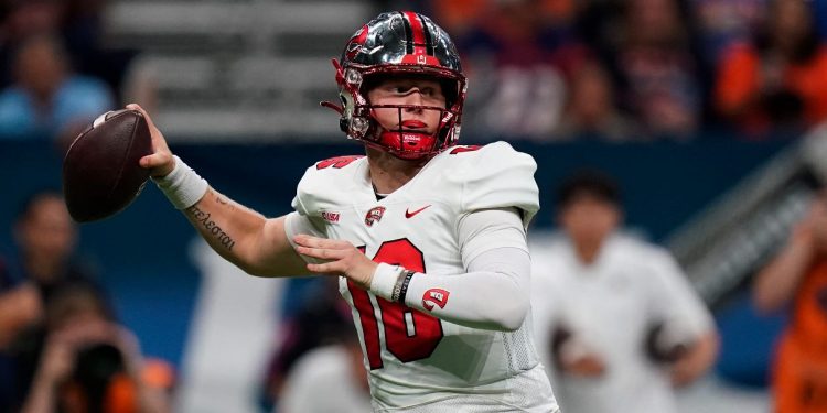 Can Austin Reed Throw For 5,000 Yards In 2023? - HERO Sports
