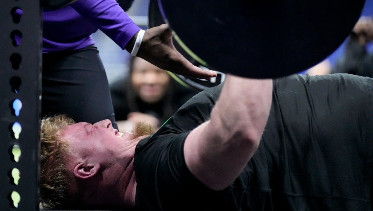 UConn OL Chase Lundt NFL Draft Projection, Height, Weight, Stats ...