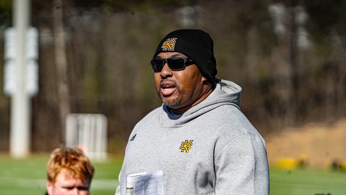 Kennesaw State Head Coach Jerry Mack’s Salary, Career Record, Age ...