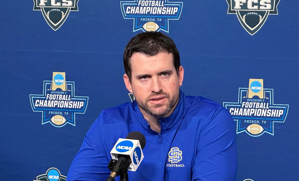 Washington State Head Coach Jimmy Rogers’ Salary, Career Record, Age ...