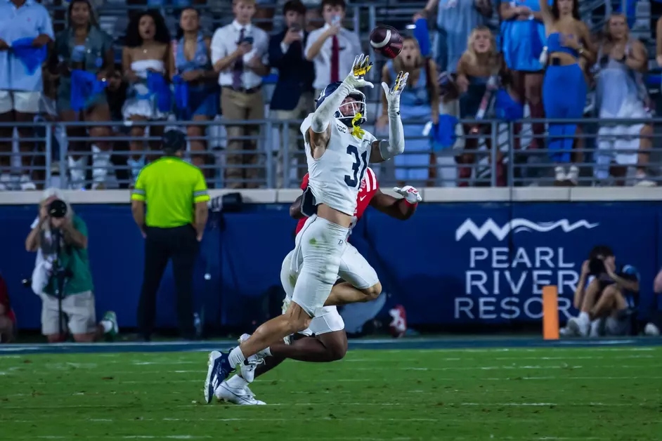 Risk Pays Off For Georgia Southern Football CB Chance Gamble - HERO Sports