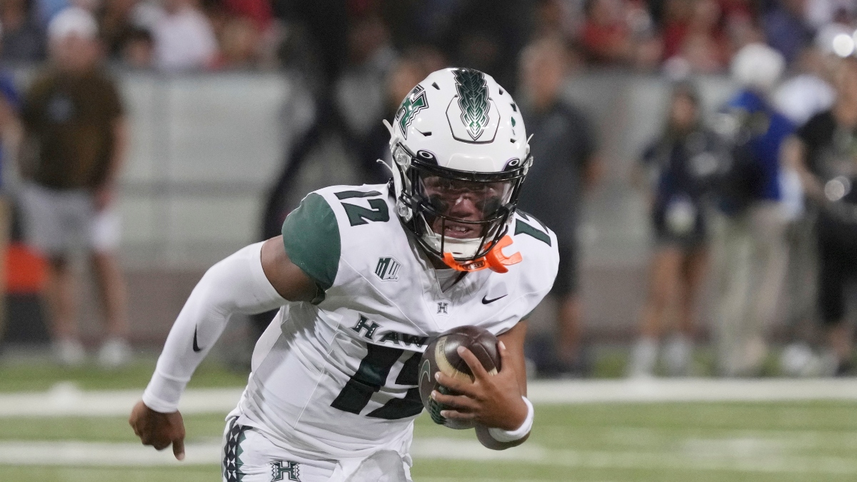 Hawaii Football: Rainbow Warriors QB Micah Alejado Is A Rising Star ...